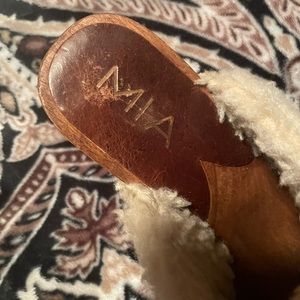 MIA | Shoes | Vintage Mia Leather Sherpa Lined Clogs | Poshmark